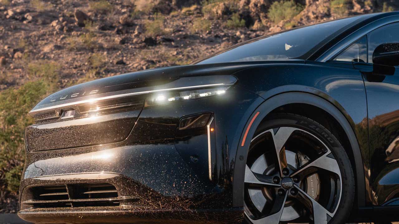 Lucid Executive Addresses Shareholders as Stock Bounces from Record Low | EV