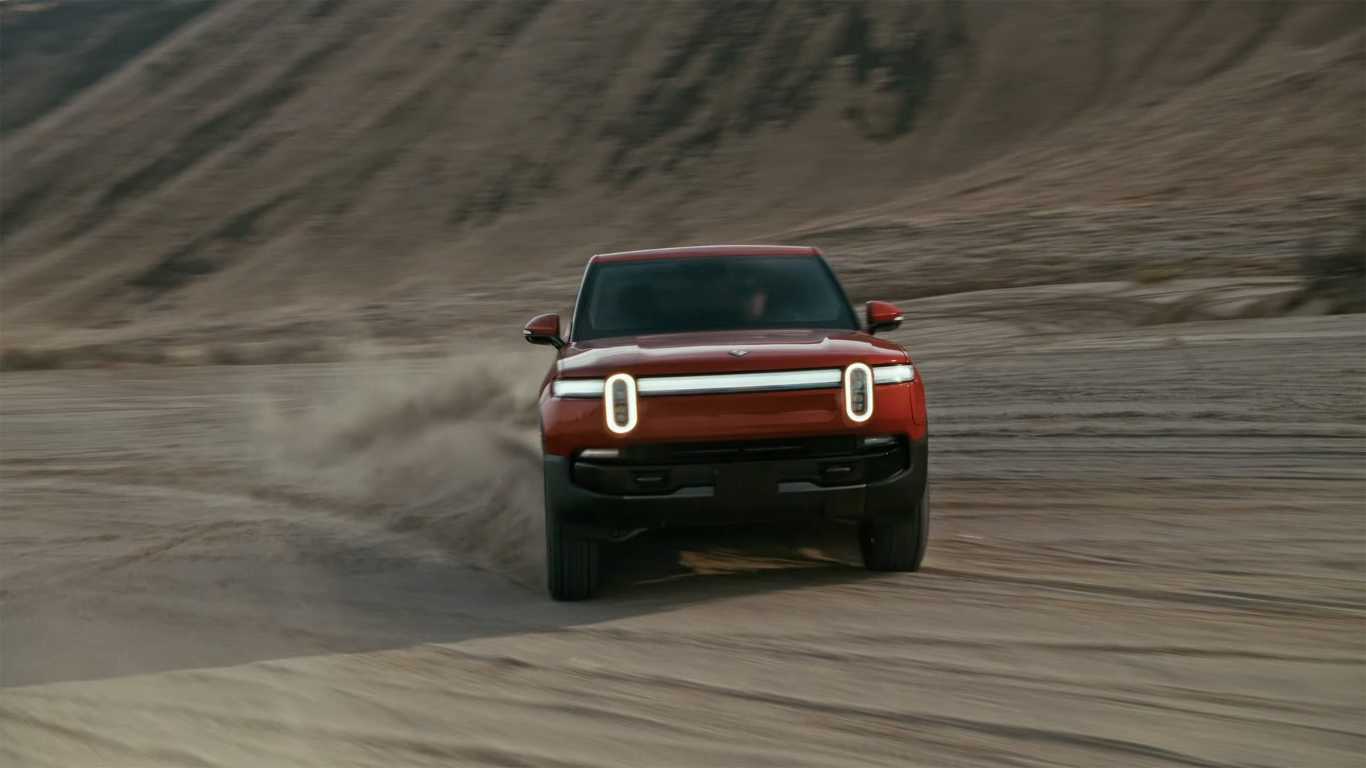 Rivian US Sales Fall 20% Sequentially in December, MI Estimates Show | EV