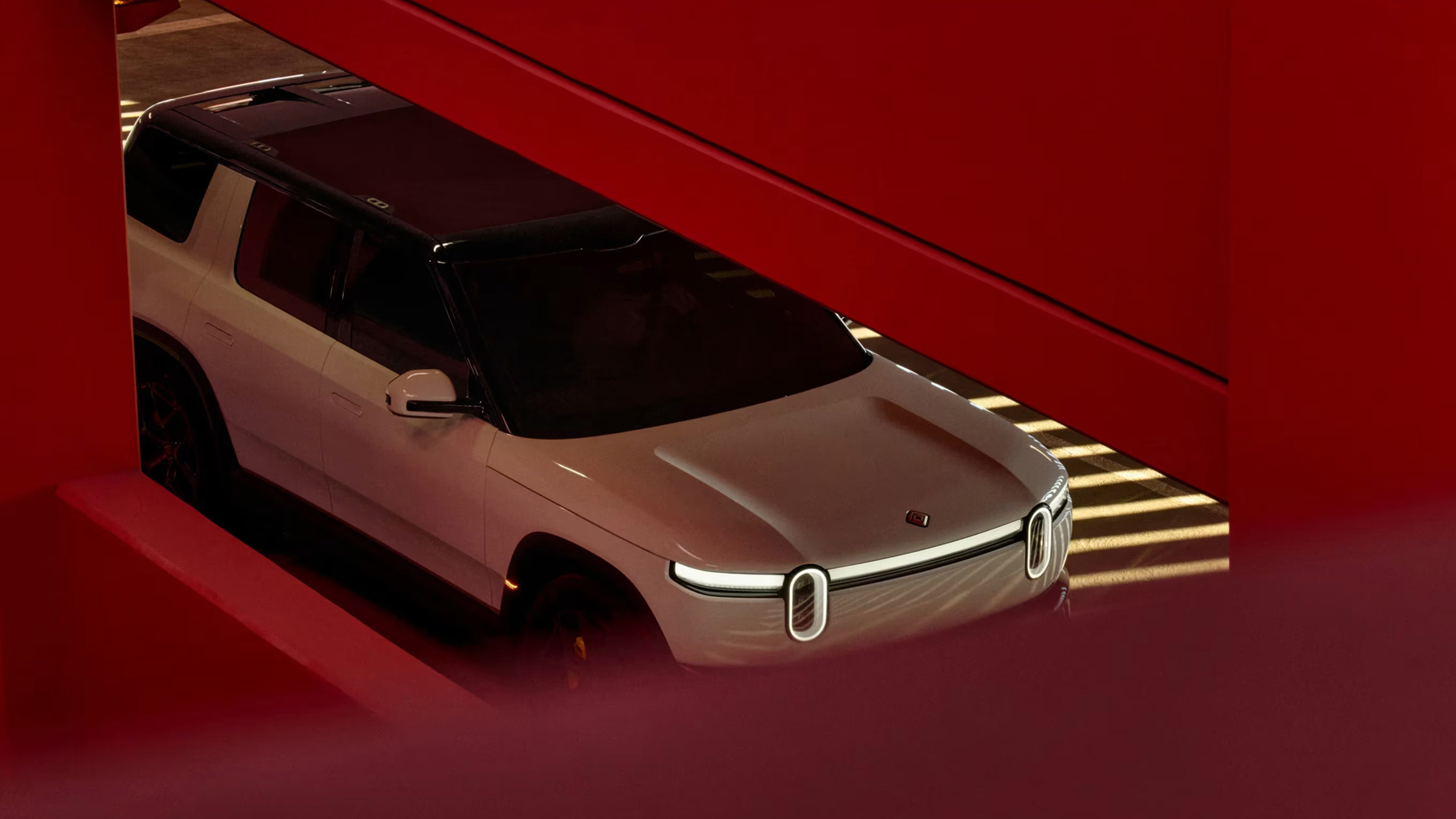 Rivian Exec Reveals R2 Will Go to Employees First, Customers by 'End of ...