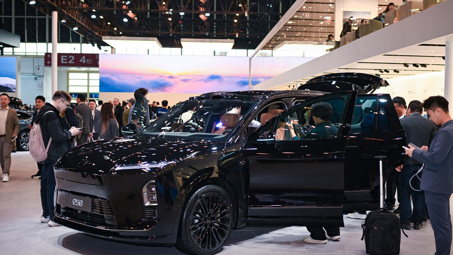 Nio Inc. Posts Best Month of 2026 Driven by ES8 and Onvo L80 SUVs | EV