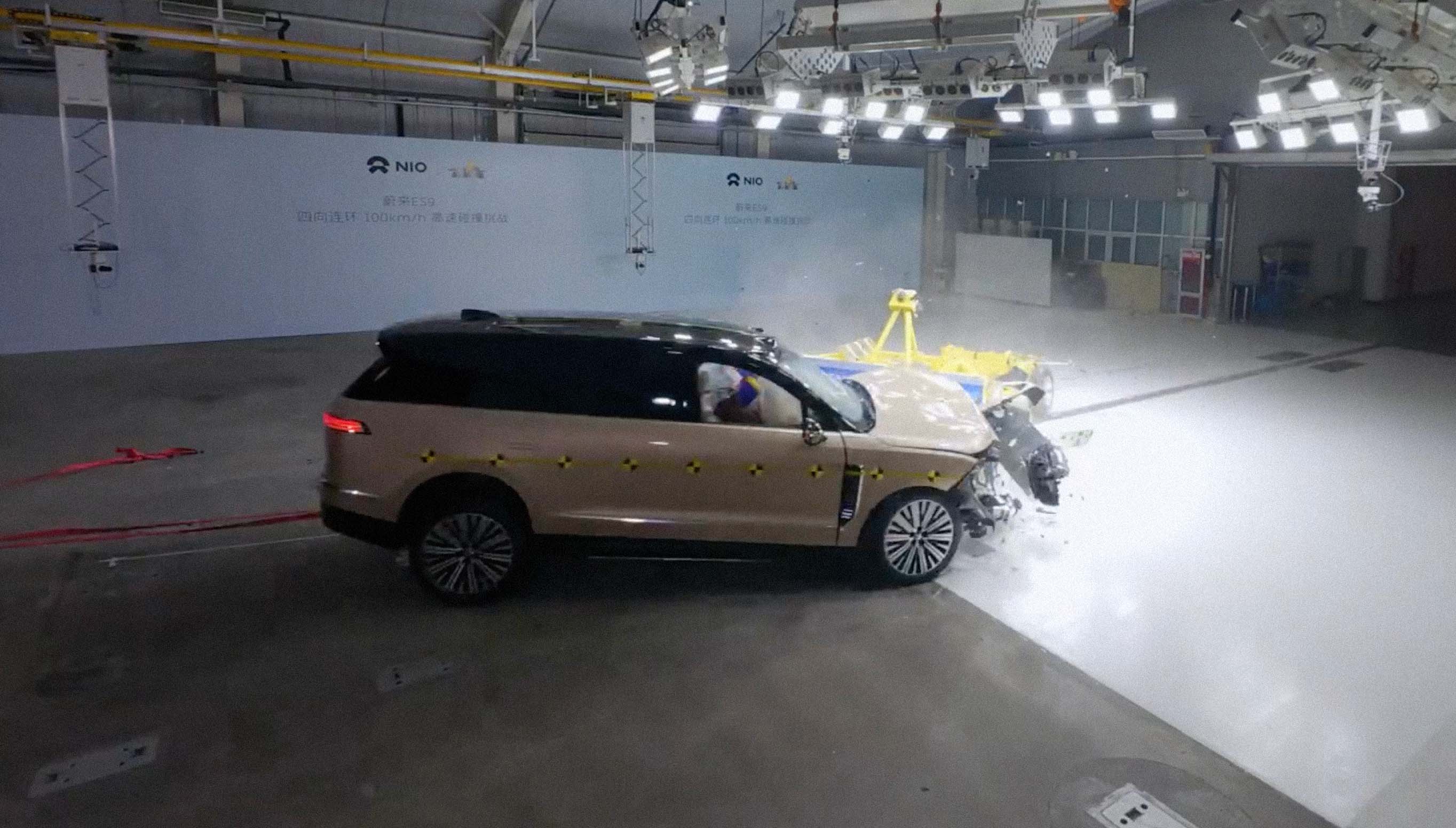 Nio Spotlights ES9 Safety on State-TV CCTV a Day Before Its Launch | EV